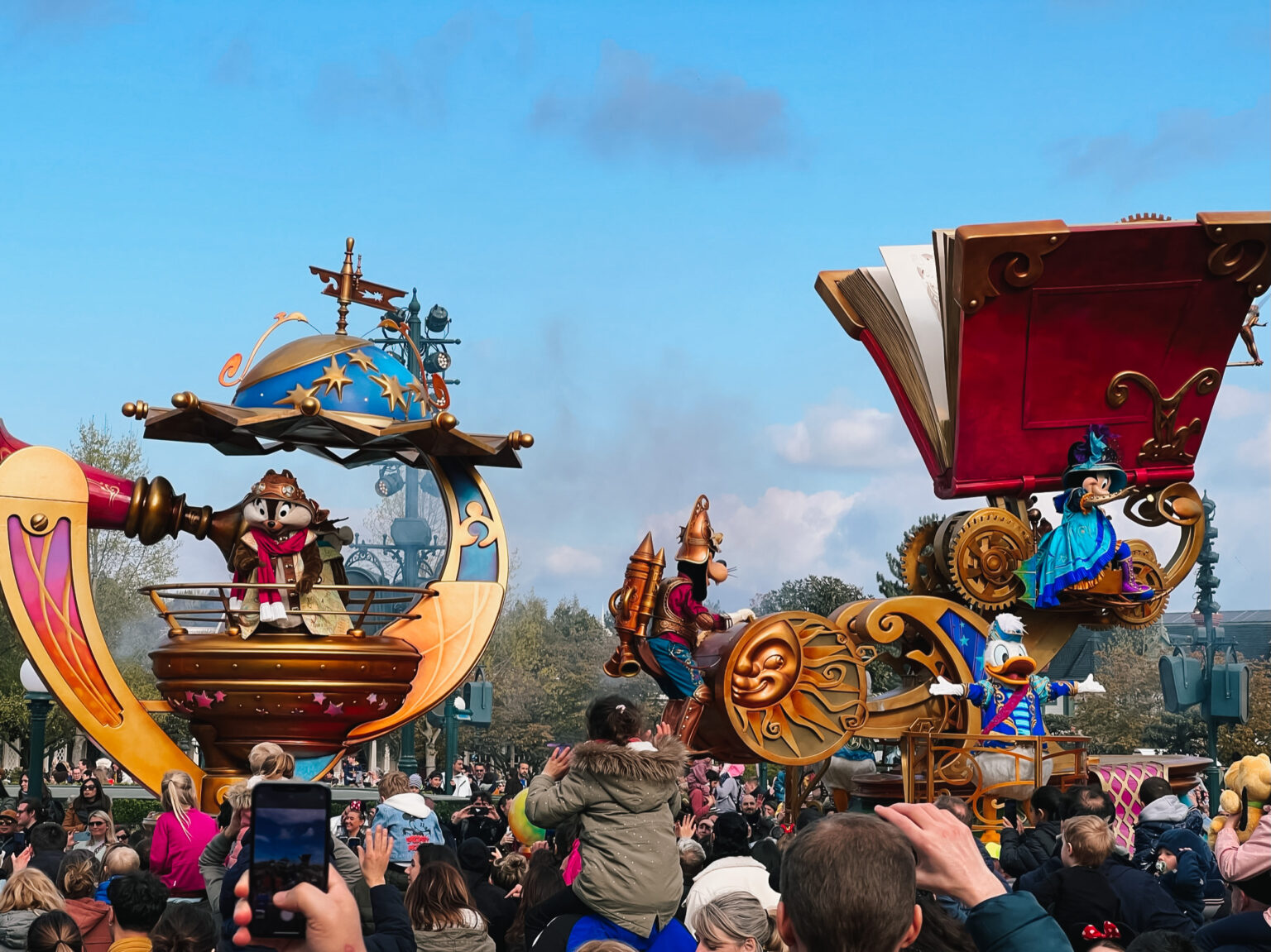 Disneyland Paris Ein Marchen Fur Gros Und Klein
